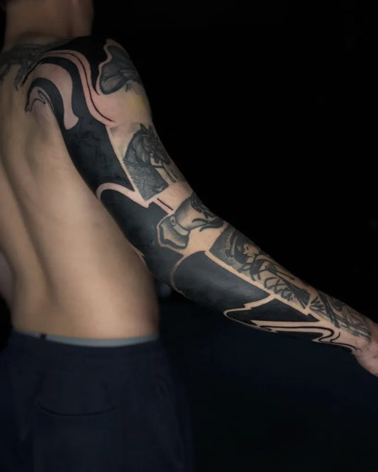 100+ Unique Blackwork Tattoo Ideas in 2025 – Tattoobnb