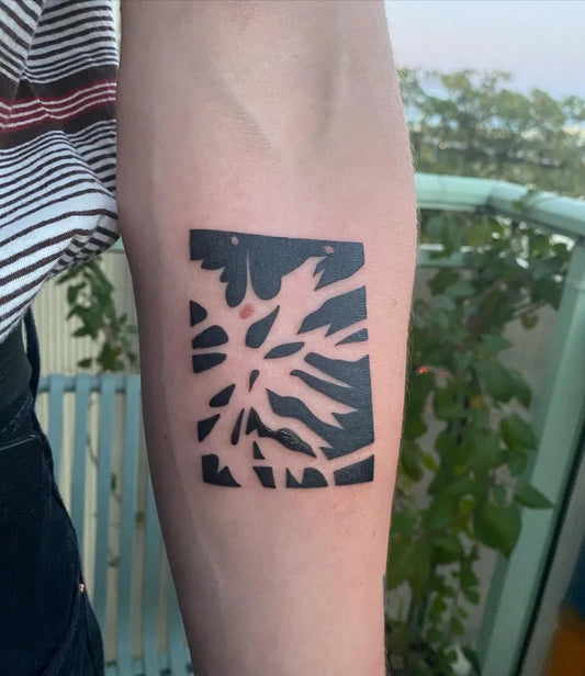 100+ Unique Blackwork Tattoo Ideas in 2025 – Tattoobnb